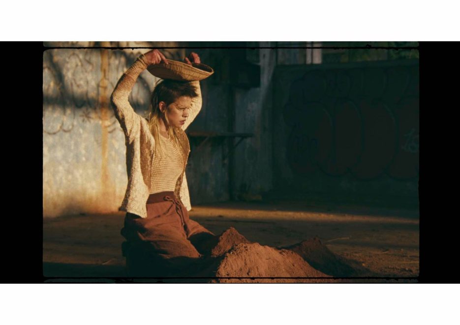 Anna Vis lança "Aquela que teima" - Laboratório Pop