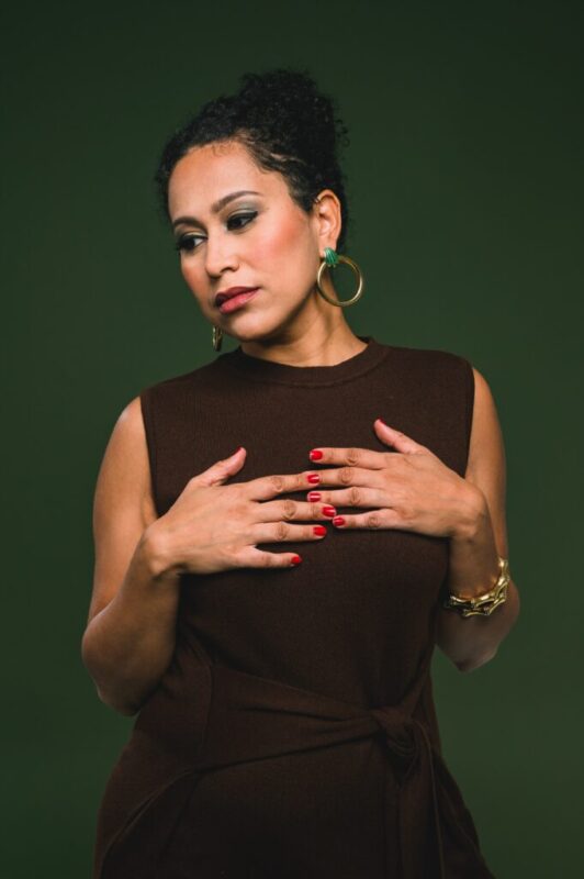 Bárbara Silva faz estreia com álbum repleto de brasilidade ...