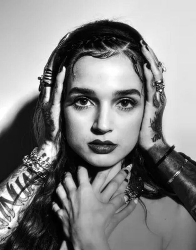 Poppy anuncia um novo álbum e lança o single “Knockoff” - Laboratório Pop