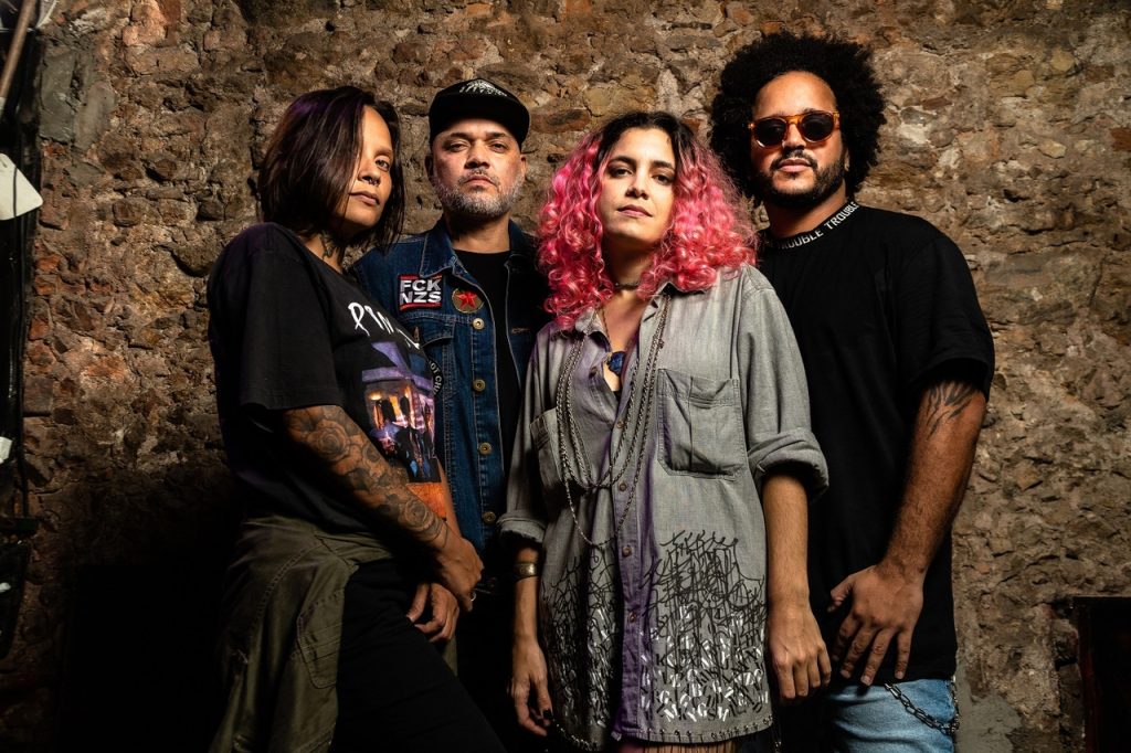 Canto Cego lança o novo álbum em show no Sesc Ramos - Laboratório Pop