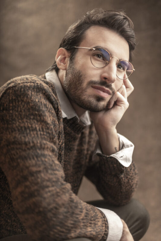 Pedro Autz traz sonoridade romântica no single "Novas estrelas ...