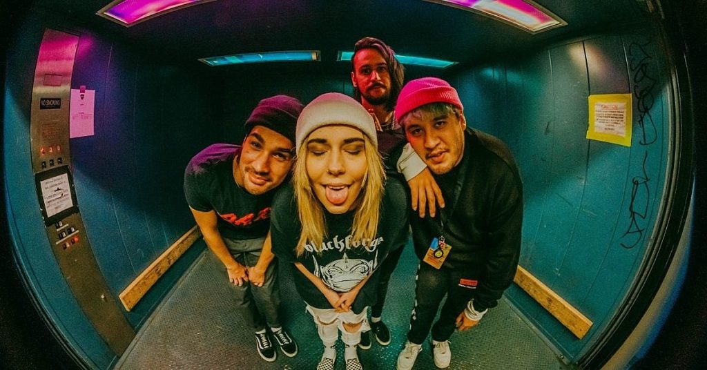 Banda Stand Atlantic lança sua primeira “música de amor” - Laboratório Pop